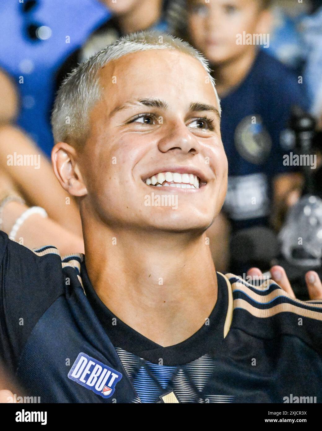 Cavan Sullivan future Manchester City prospect makes his debut for the ...
