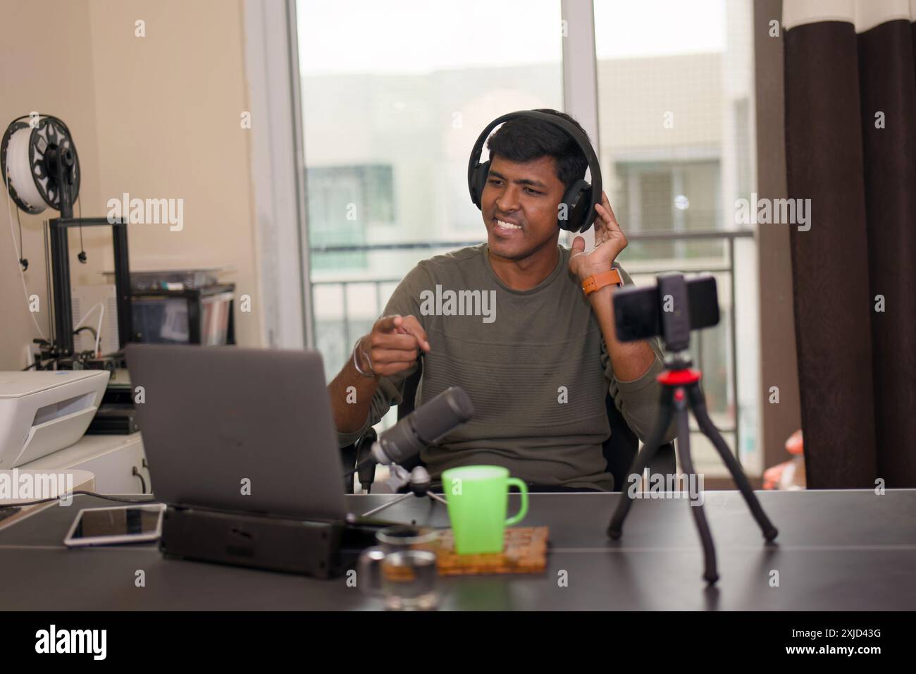 Angry influencer recording vlog hi-res stock photography and images - Alamy