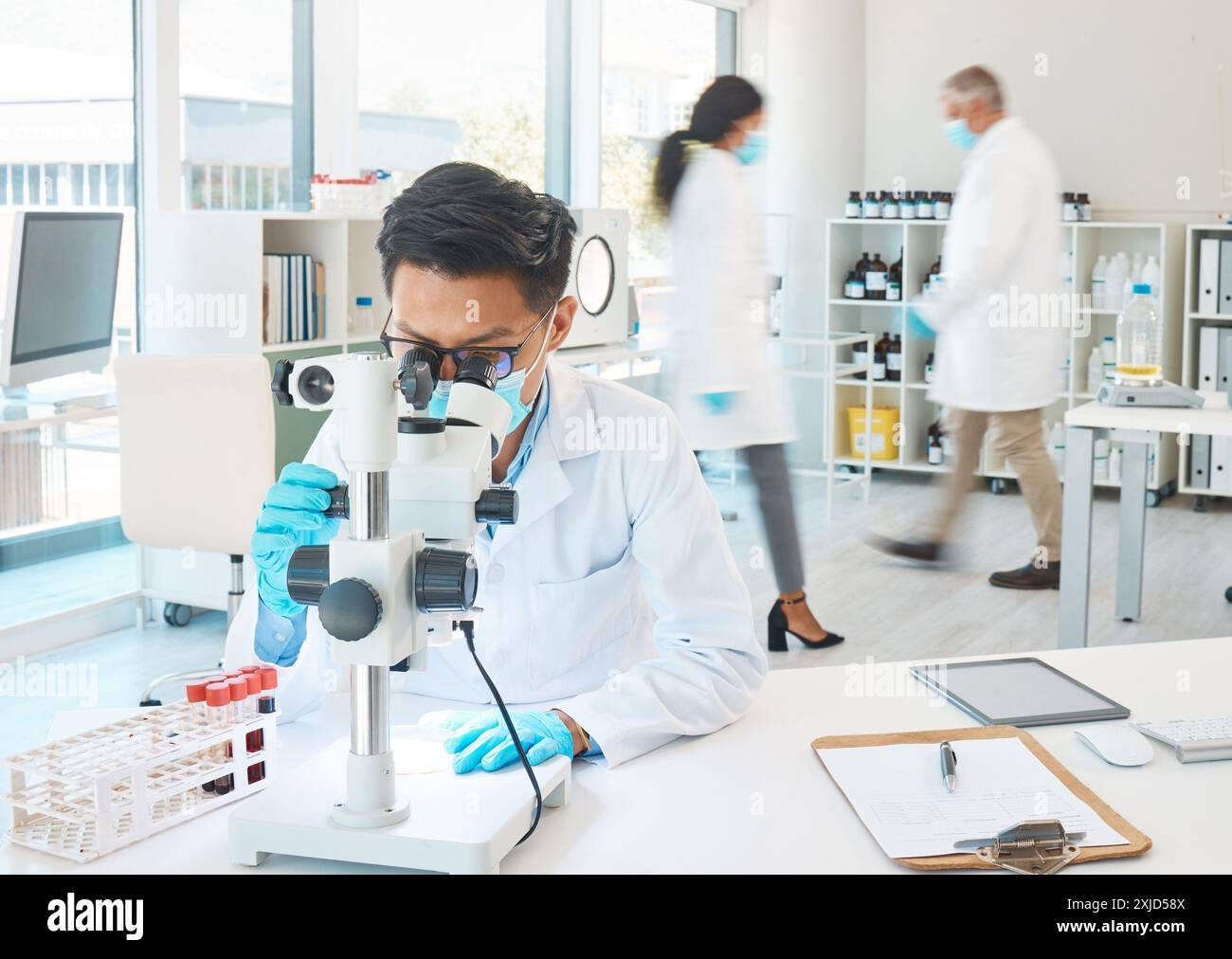 Scientist motion blur hi-res stock photography and images - Alamy