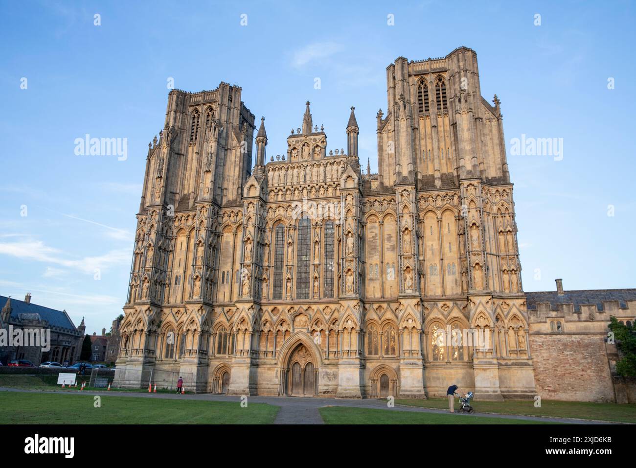 Wells Cathedral anglican building in England's smallest city, blue sky ...