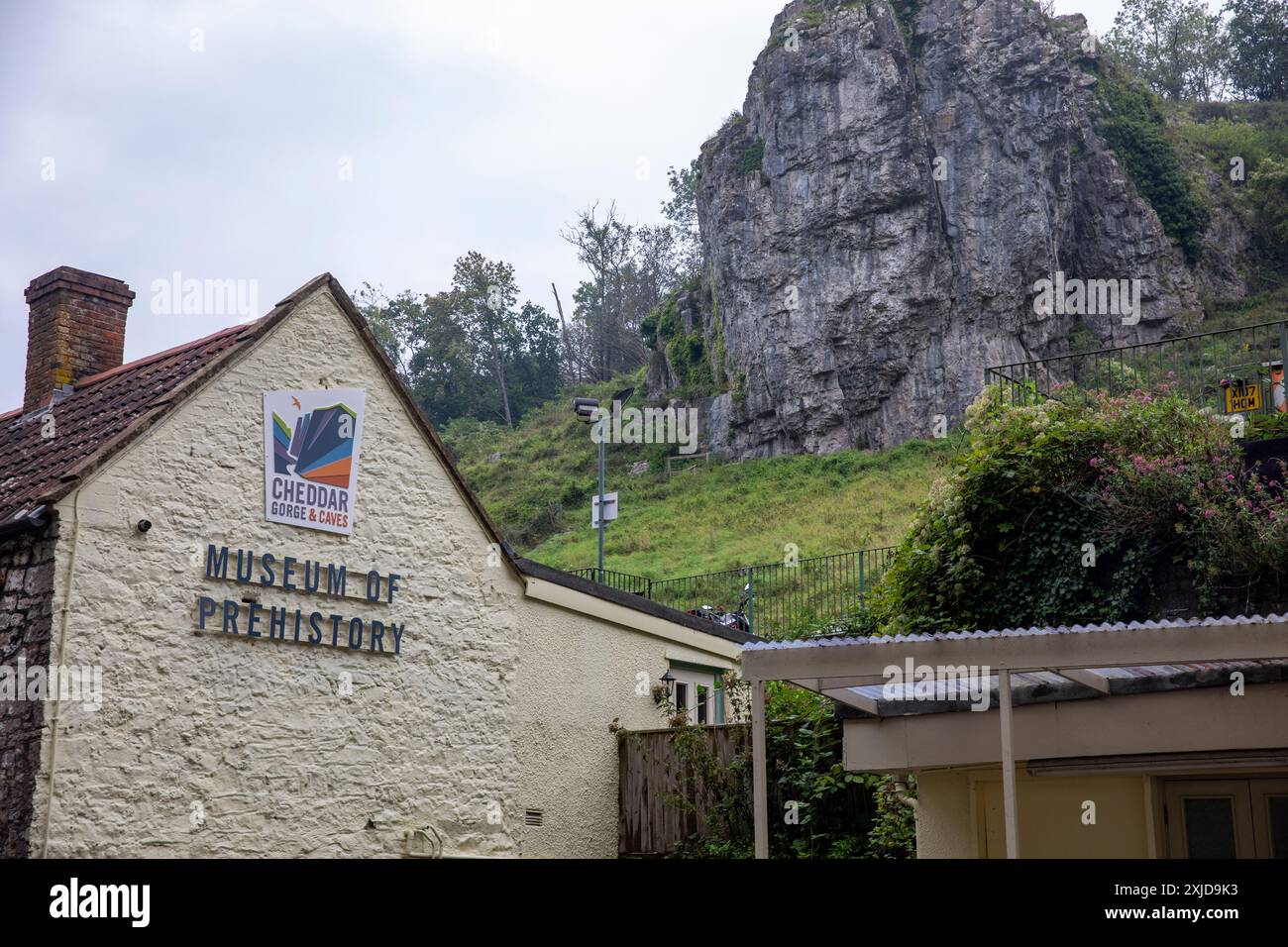 Museum of prehistory cheddar gorge hi-res stock photography and images ...