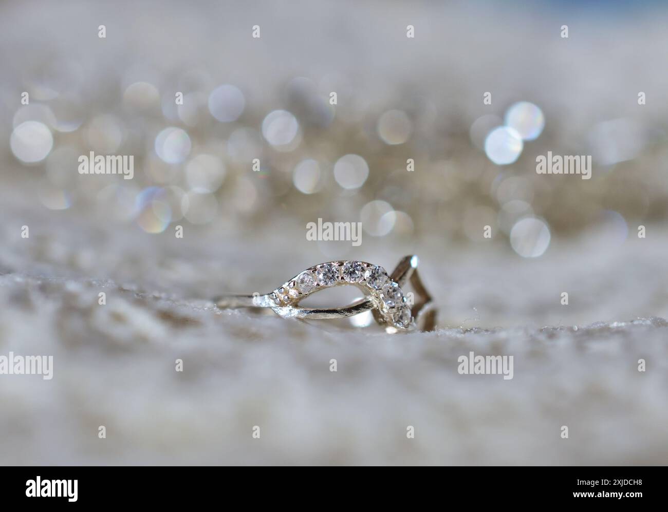 Silver ring up close hi-res stock photography and images - Alamy