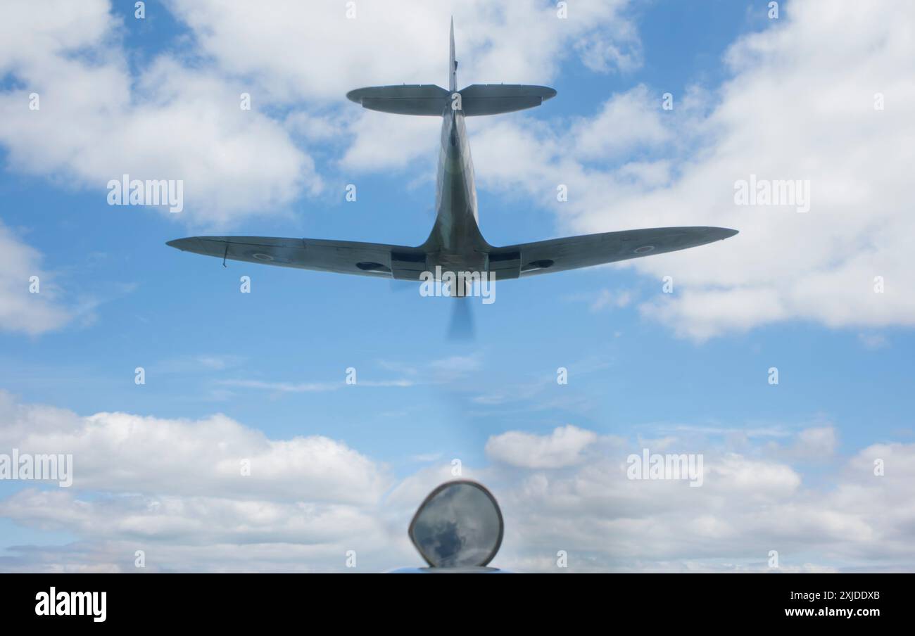 Spitfire to spitfire from underneath Stock Photo - Alamy