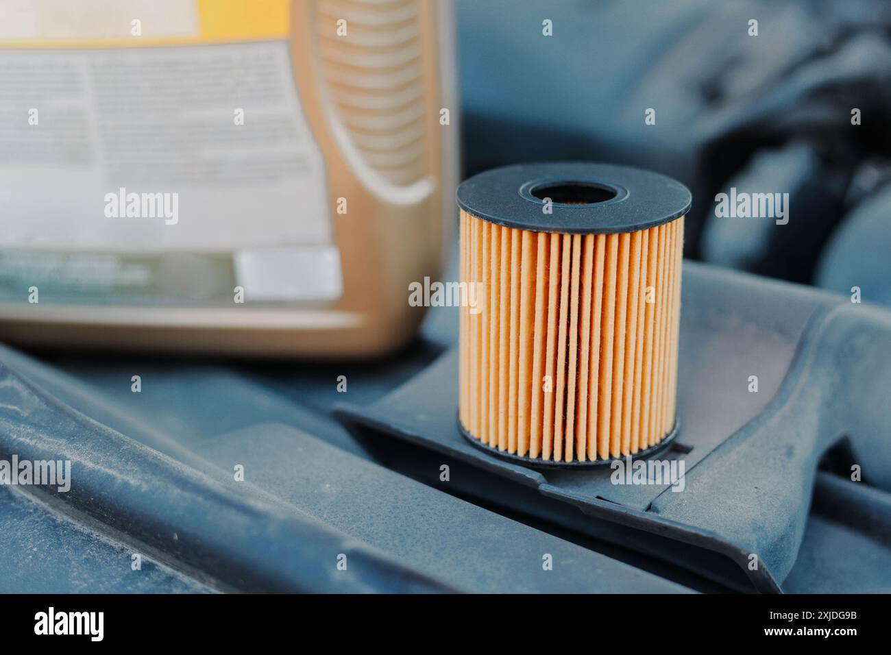 Oil filter for gasoline cars. Oil change concept Stock Photo - Alamy