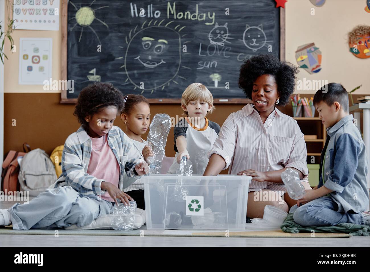 Trash bin classroom hi-res stock photography and images - Alamy
