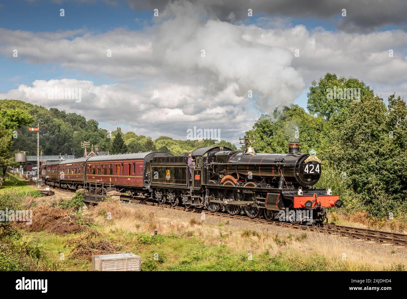 BR 'Hall' 4-6-0 No. 4953 'Pitchford Hall' departs from Highley on the ...