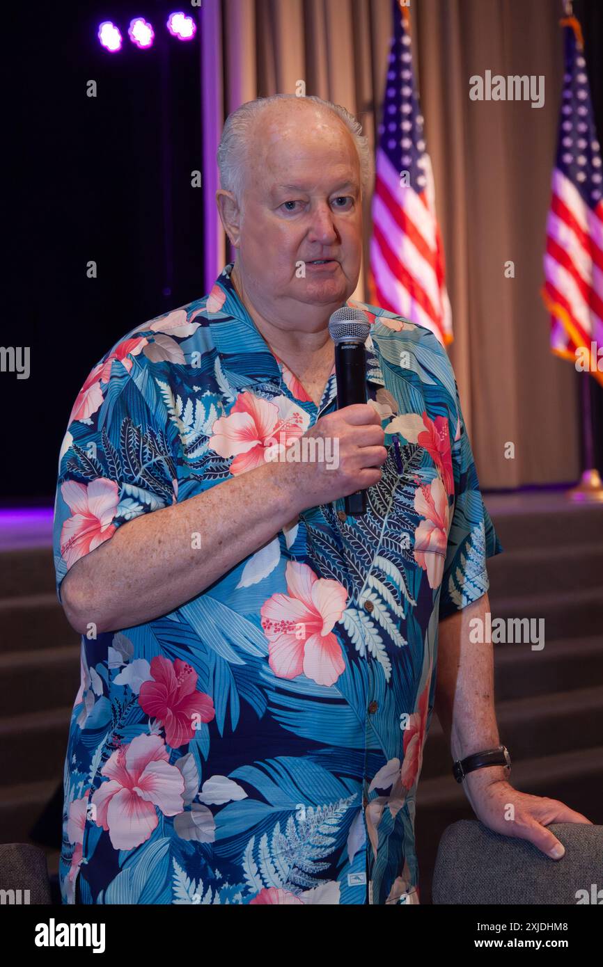 Pat Williams, Orlando's Magical Dreamer, Passes Away from Viral Pneumonia at 84 Stock Photo - Alamy