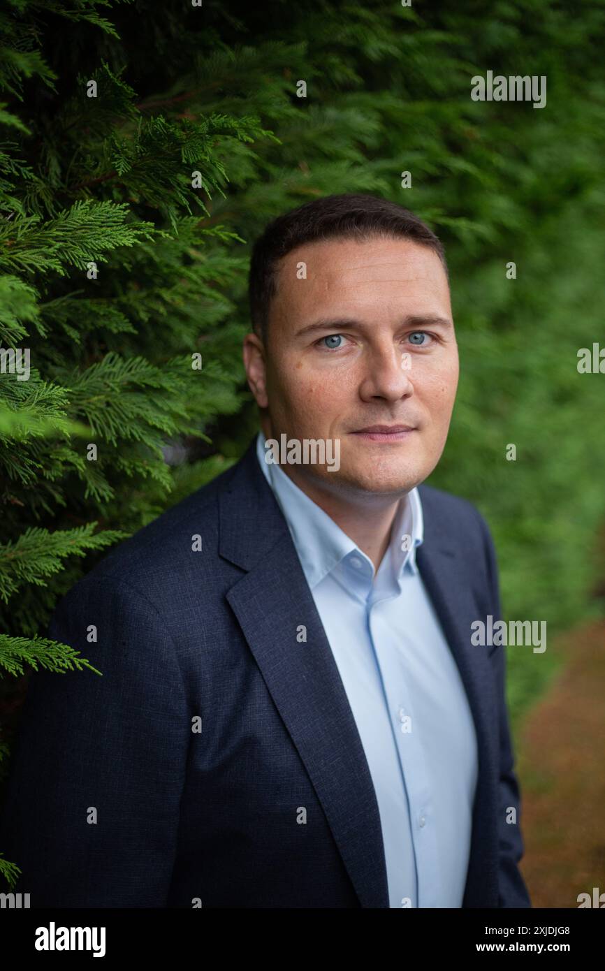 Wes streeting mp hi-res stock photography and images - Alamy