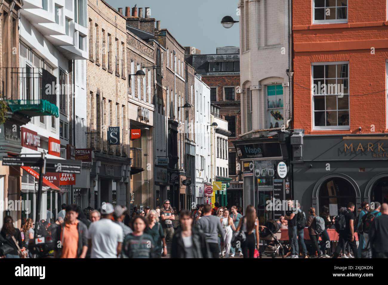 Cambridge, UK - October 08, 2023 : A crowded street scene in Cambridge ...