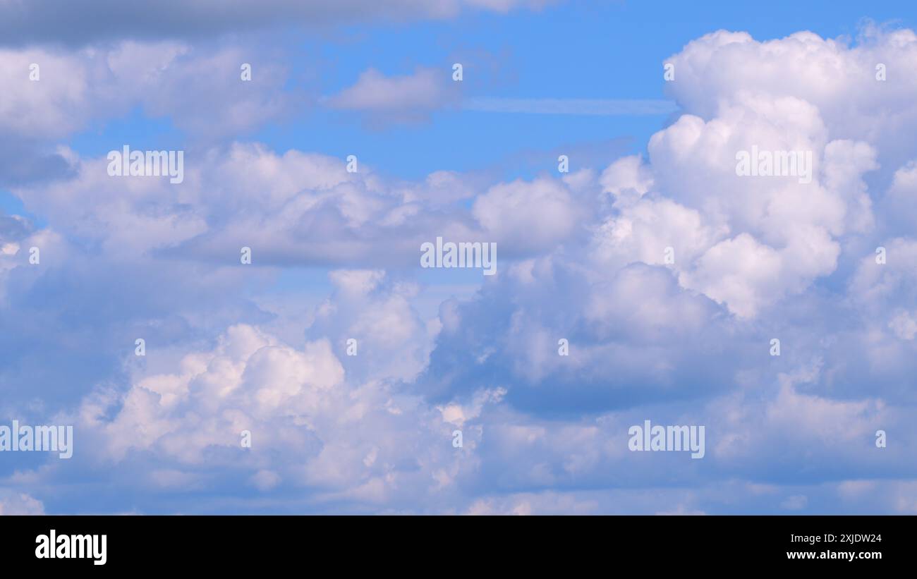Clouds moving in two directions hi-res stock photography and images - Alamy