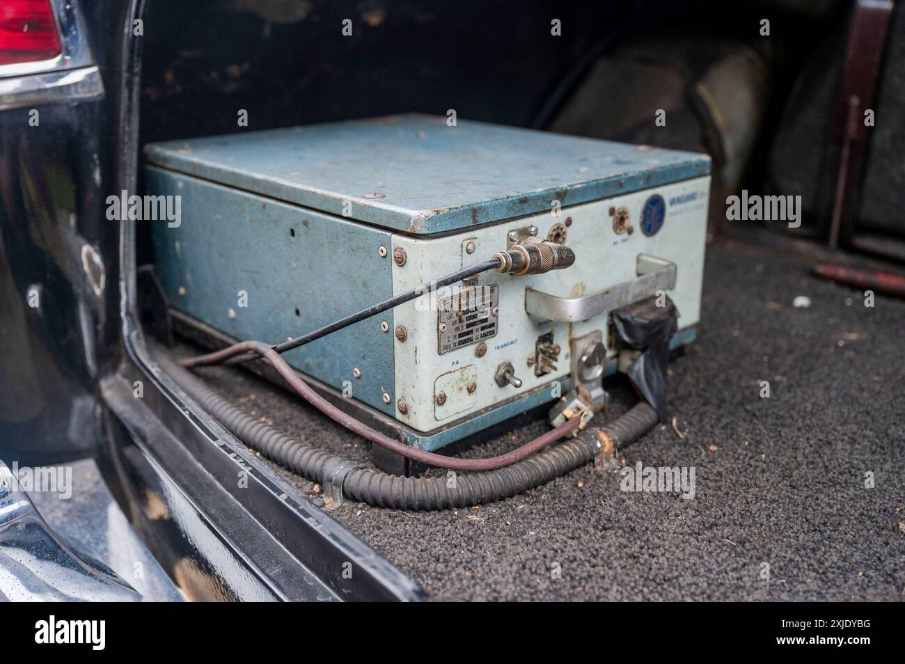 Pye Vanguard police radio and calibrated speedo in a1960 Wolseley 6/99 ...
