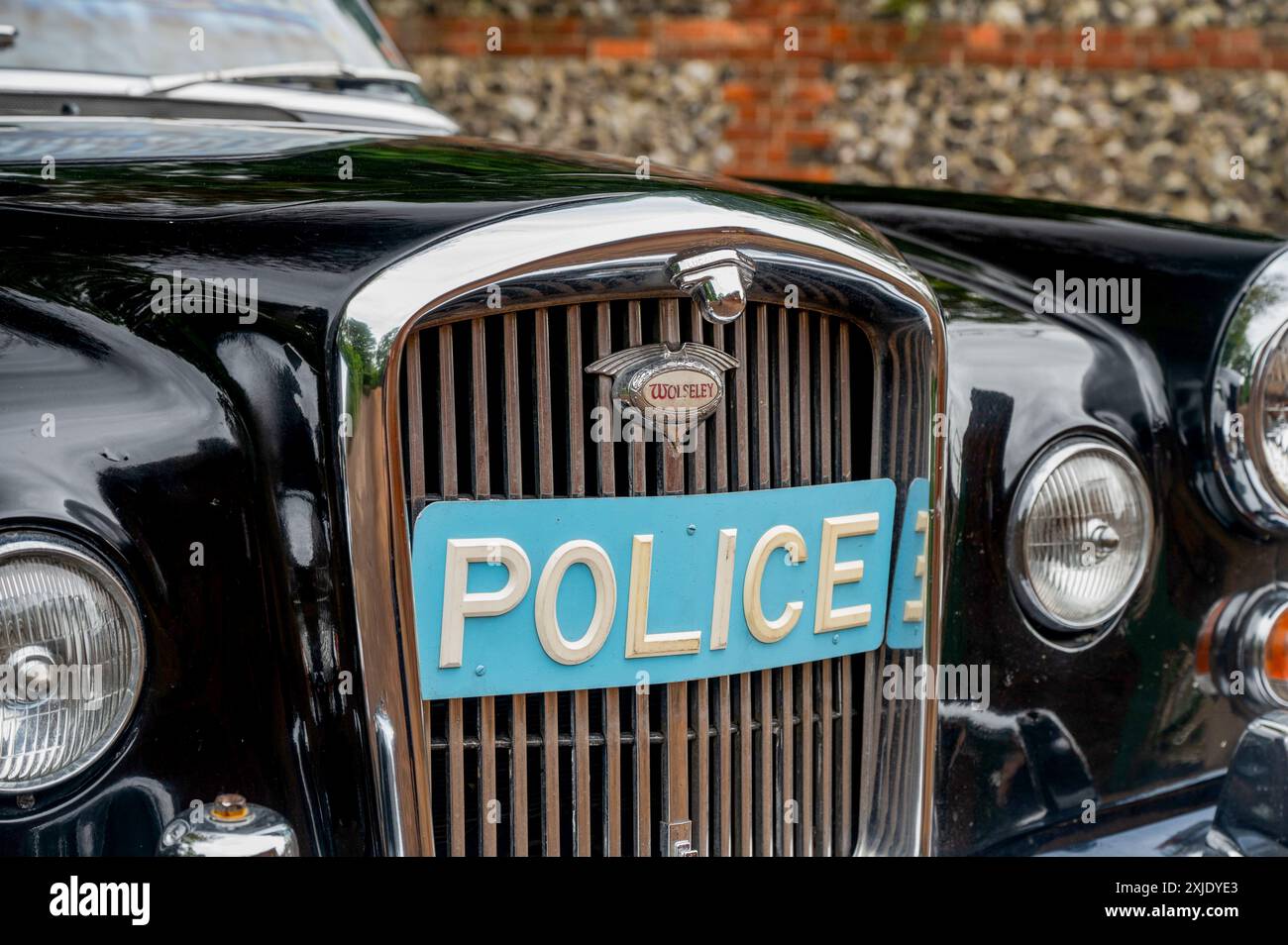 Pye Vanguard police radio and calibrated speedo in a1960 Wolseley 6/99 ...