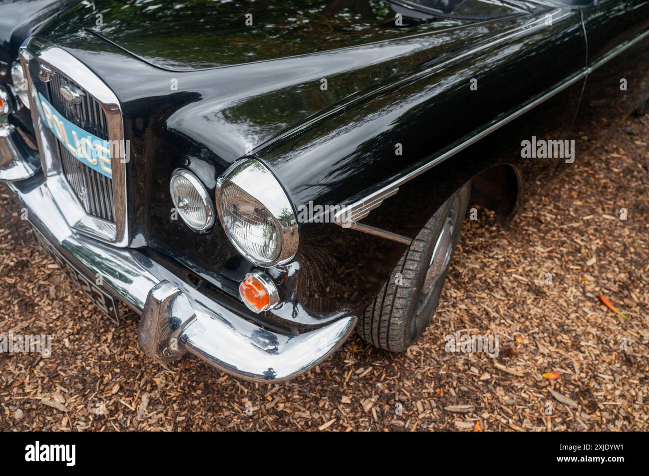 1960 Wolseley 6/99 Metropolitan Police traffic car with correct livery ...