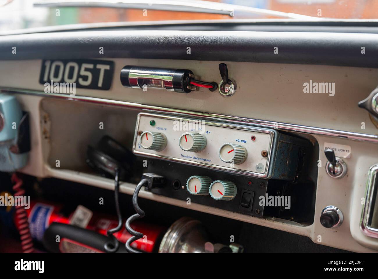 Pye Vanguard police radio and calibrated speedo in a1960 Wolseley 6/99 ...
