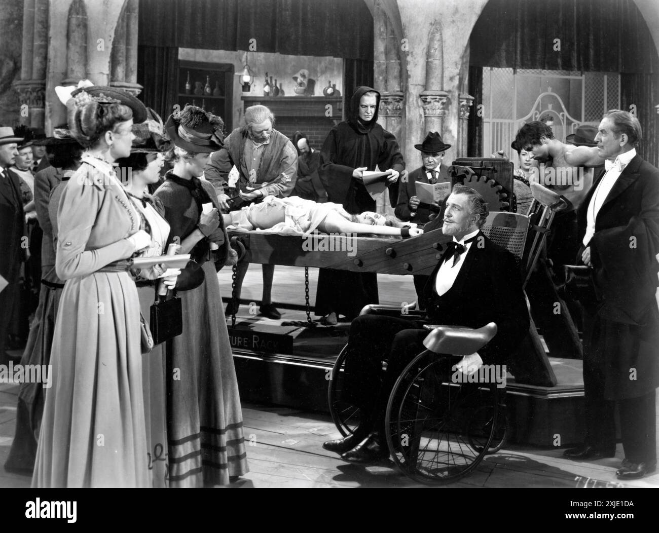 PHYLLIS KIRK VINCENT PRICE and PAUL CAVANAGH in HOUSE OF WAX 1953 ...