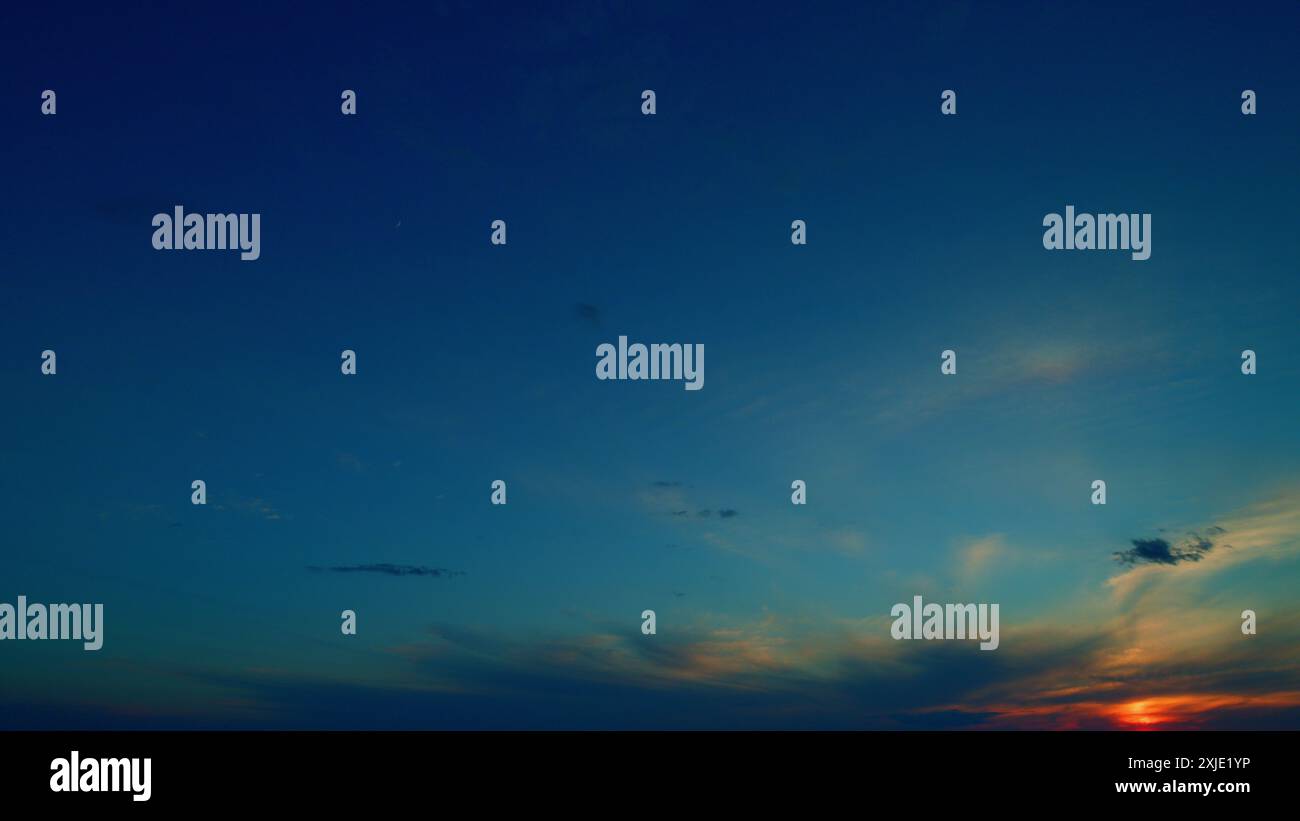 Evening time lapse fading light hi-res stock photography and images - Alamy