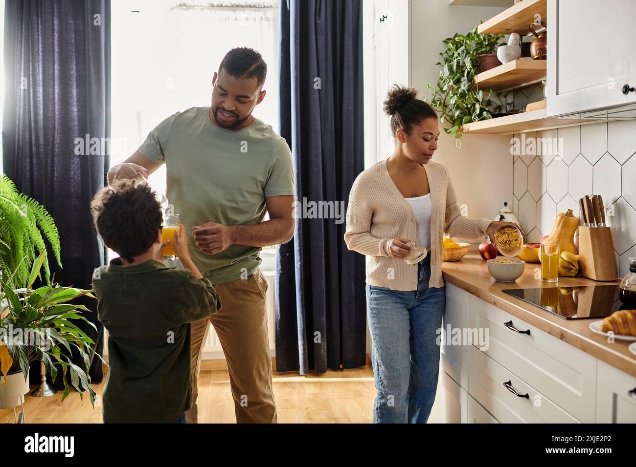 Child stand hi-res stock photography and images - Alamy