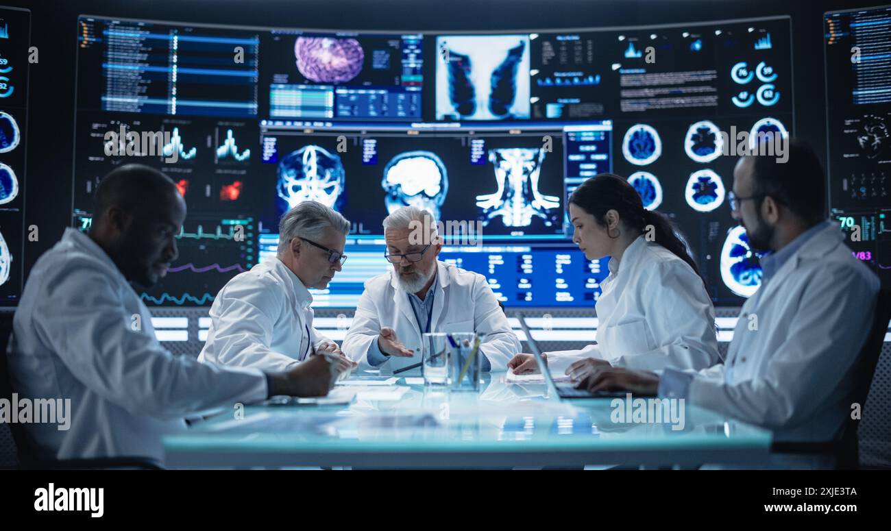 Pharma reports hi-res stock photography and images - Alamy