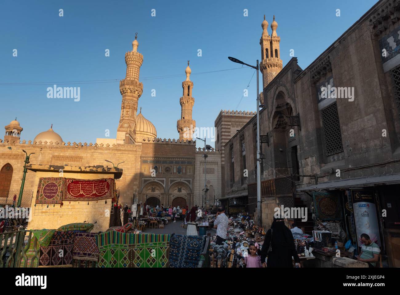 Cairo, Egypt. July 2nd 2024 A busy street market beside Al Ahzar Mosque ...