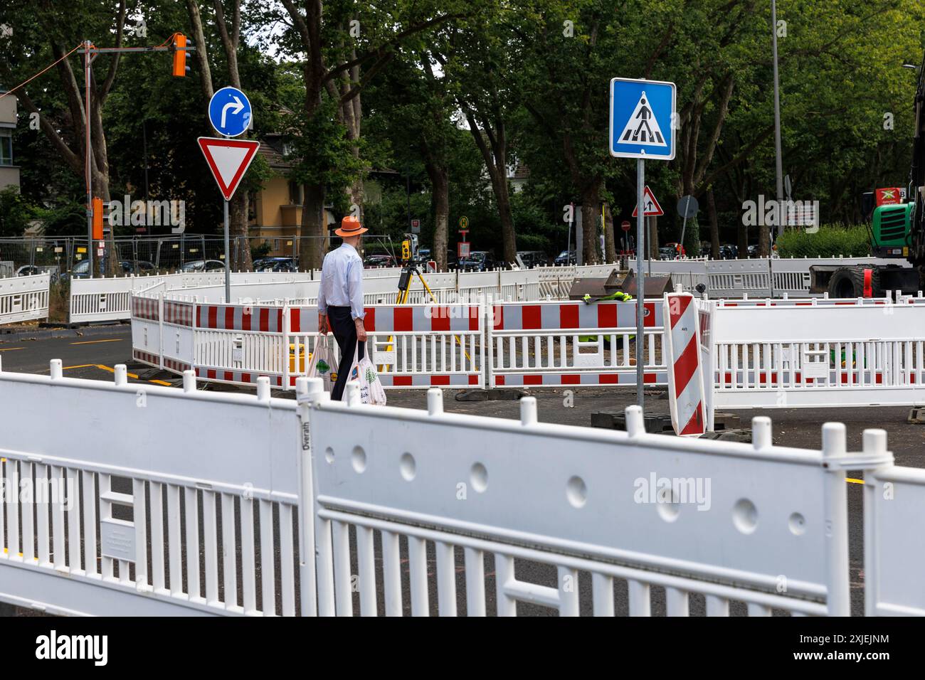 construction site barriers on Bonner street corner Bayenthalguertel ...