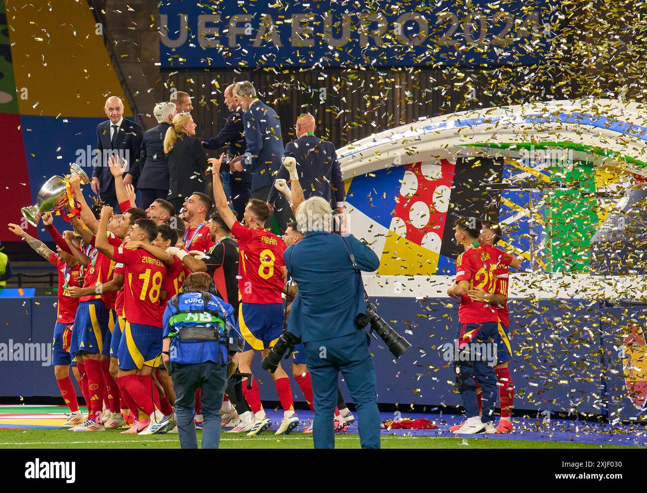 Winner ceremony after the final match SPAIN - ENGLAND 2-1 of the UEFA ...