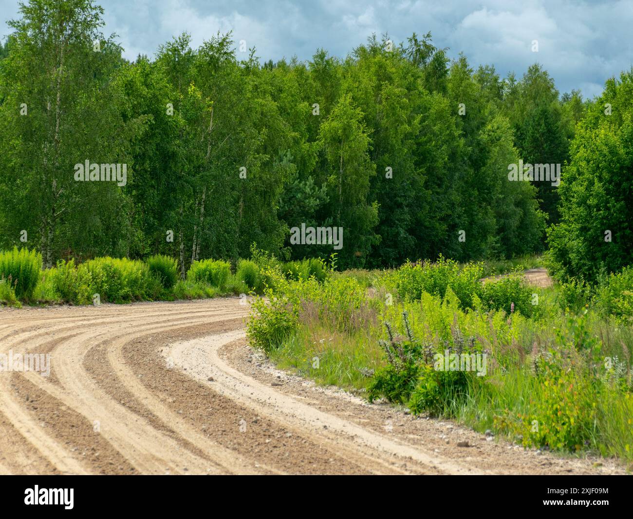 Graded road hi-res stock photography and images - Alamy