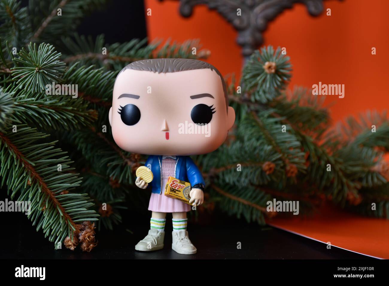 Funko Pop action figure of Eleven with Eggo waffles from popular ...