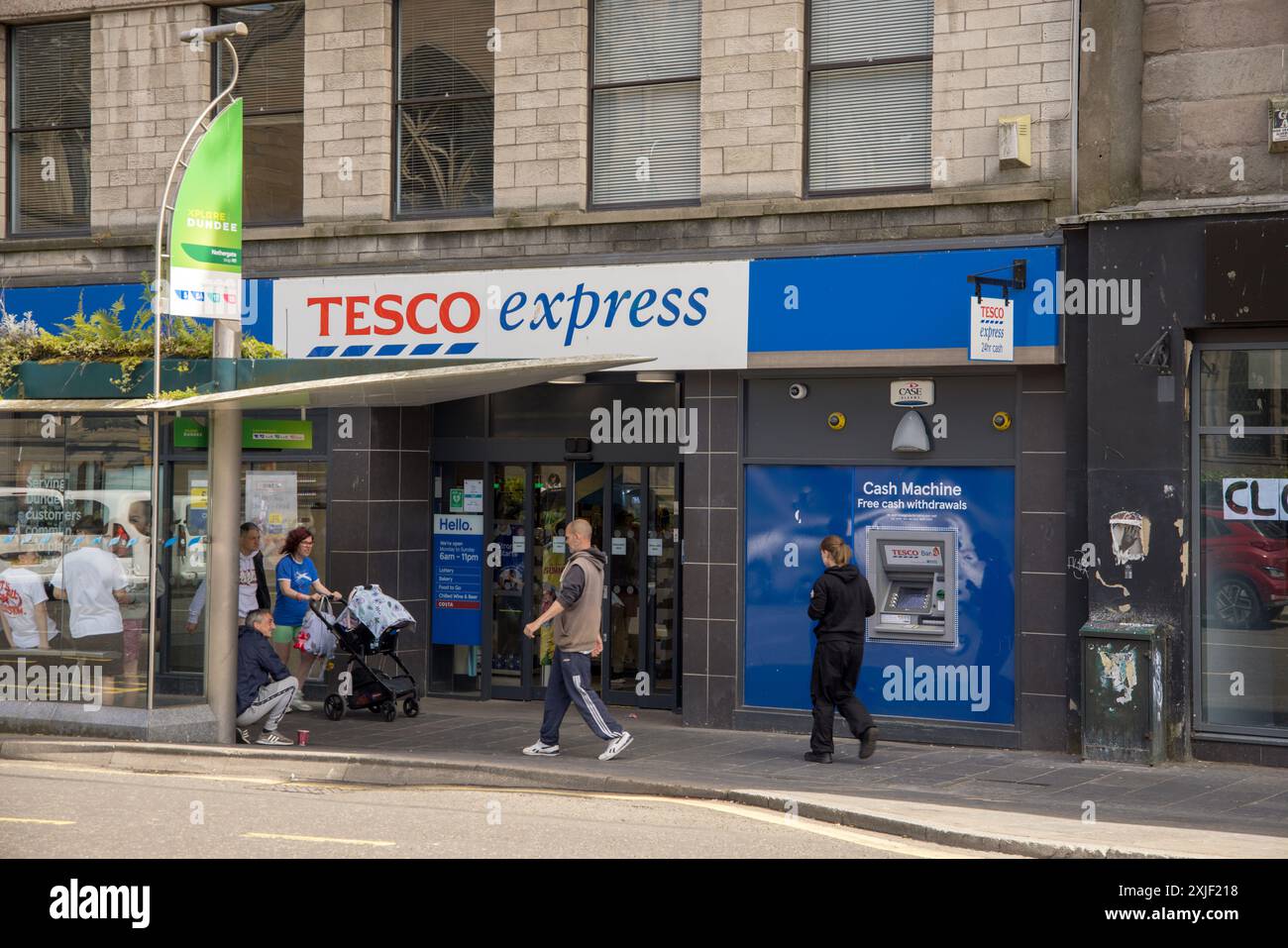 Xplore dundee stop hi-res stock photography and images - Alamy