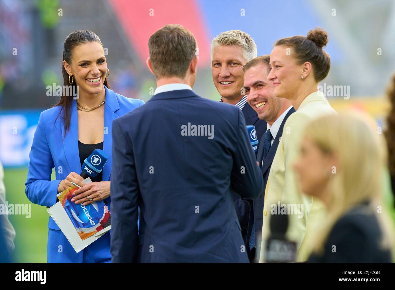 Alexander Bommes, Almuth Schult, ARD TV Moderator, Expertin, Esther ...