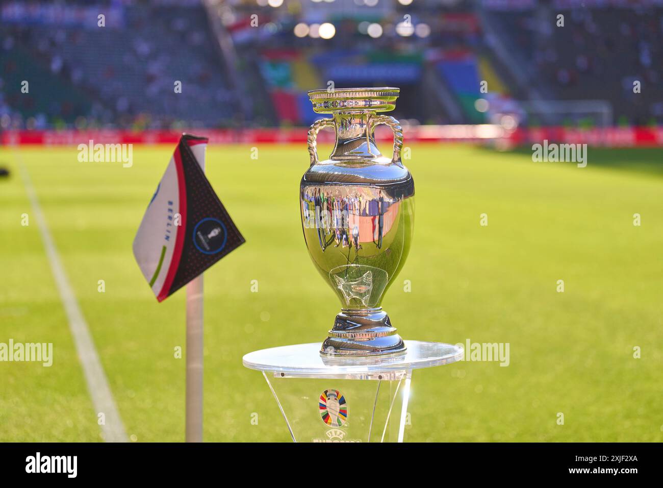 Europameister EM-Pokal, EM, Trophaee, Trophy, UEFA-EM-Pokal, UEFA Euro ...