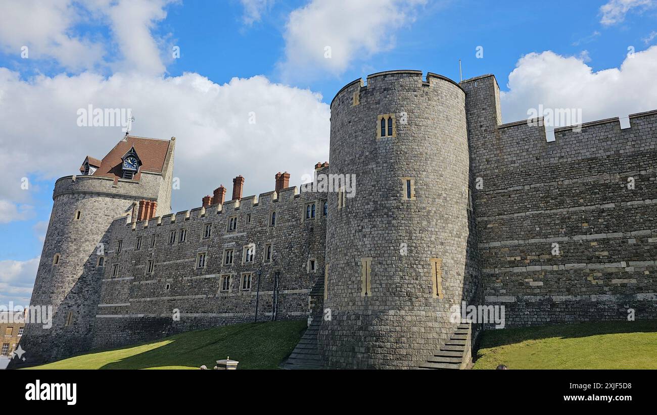 Windsor castle king charles hi-res stock photography and images - Alamy
