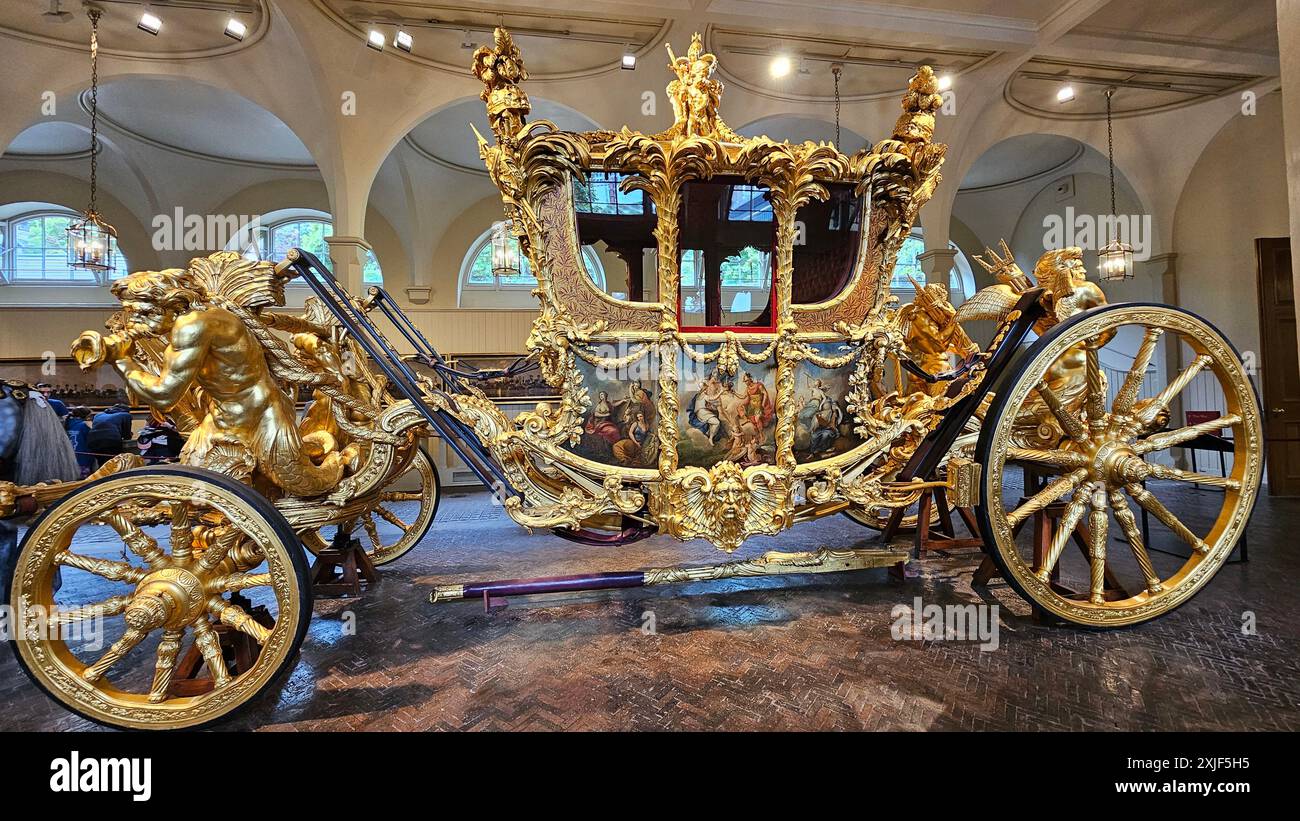 Gold State Coach Stock Photo - Alamy
