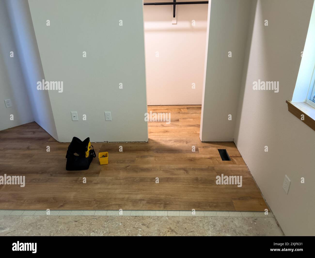 Flooring Installation Process with Underlayment Stock Photo - Alamy