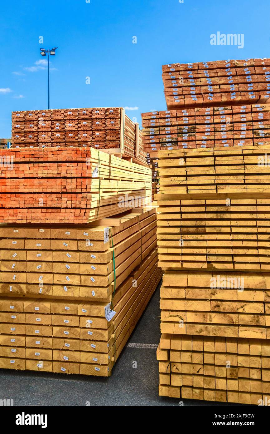 Stacks of softwood timber building materials at Brico Depot - Dissay ...