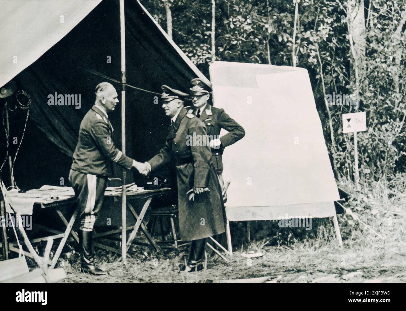 A photograph shows Generaloberst Keller, the head of an air fleet, in ...