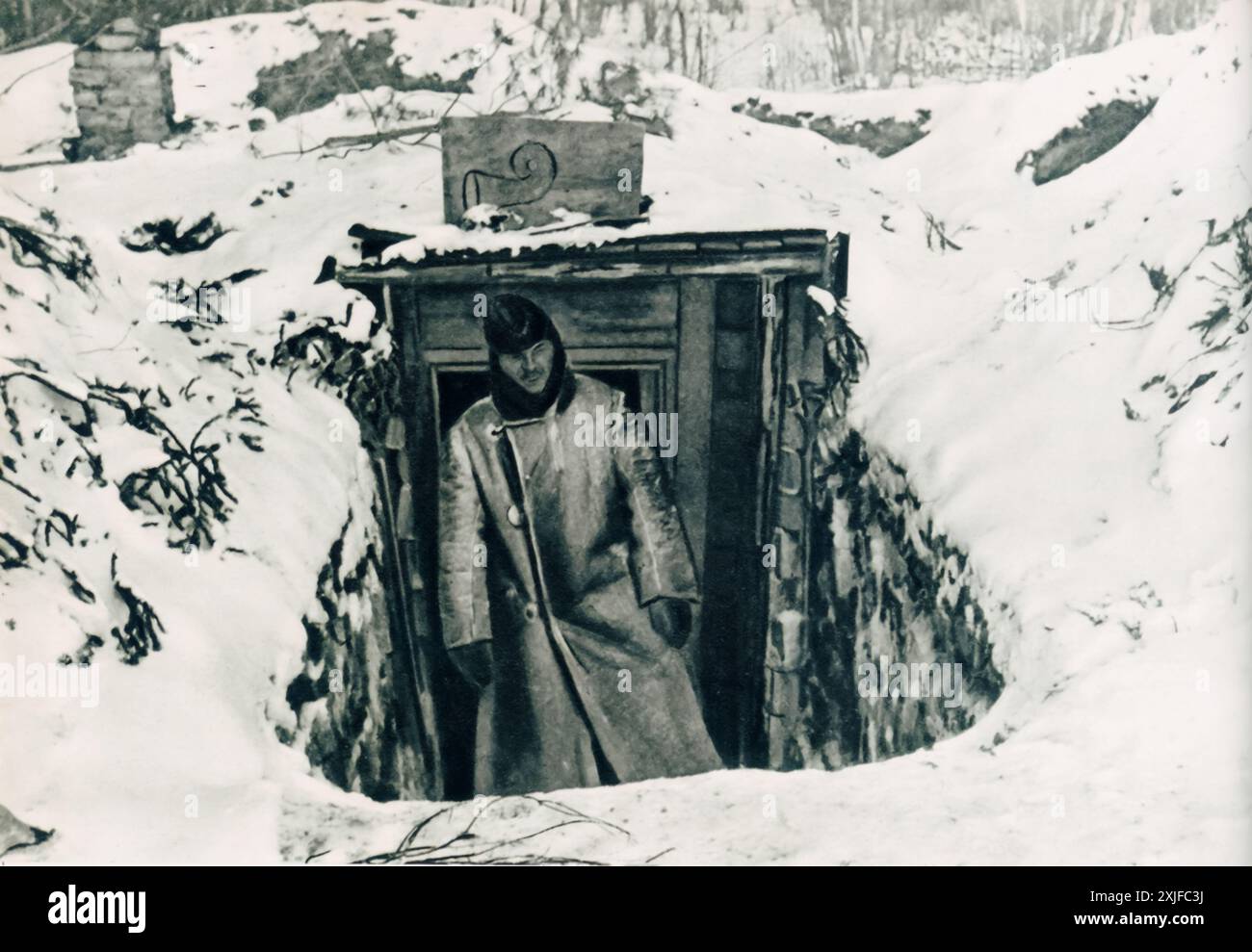 Trench tactics hi-res stock photography and images - Alamy