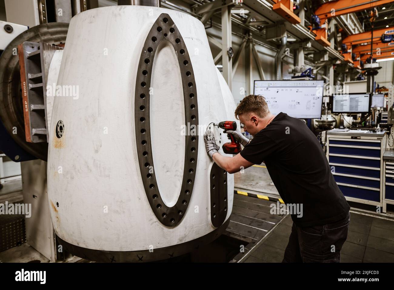 Rudder propeller hi-res stock photography and images - Alamy