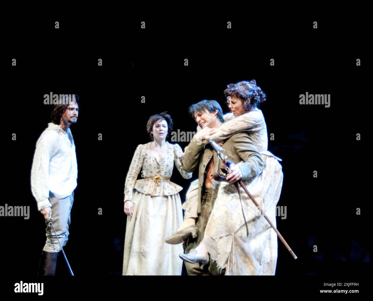 l-r: Ben Mansfield (Demetrius), Rachael Stirling (Helena), Tam Williams ...