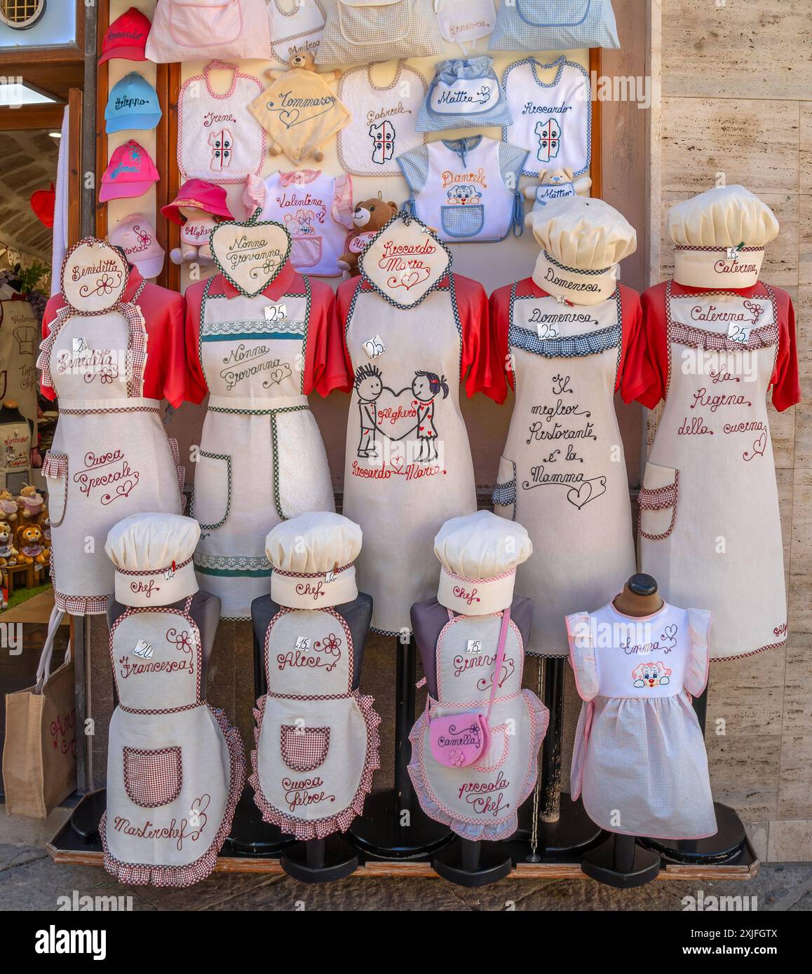 Sardinian chefs costume hi-res stock photography and images - Alamy