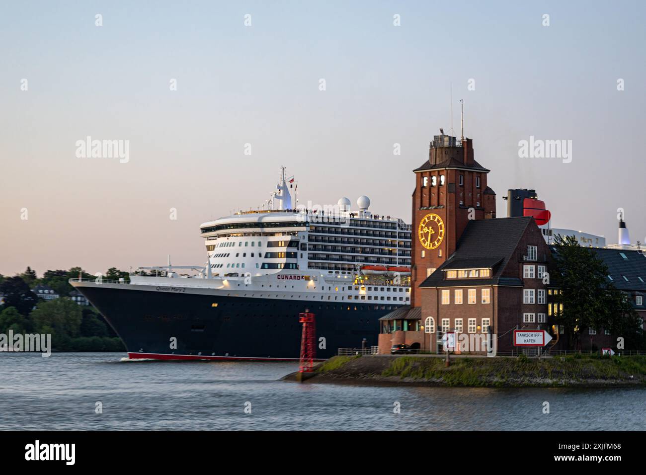Queen Mary II Stock Photo - Alamy