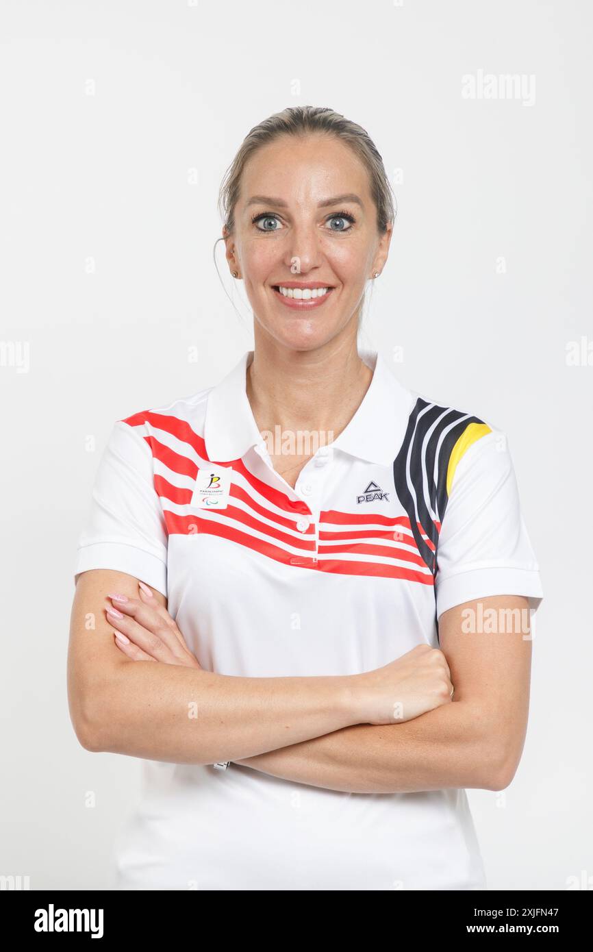 Brussels, Belgium. 18th July, 2024. Paralympic jockey Manon Claeys ...