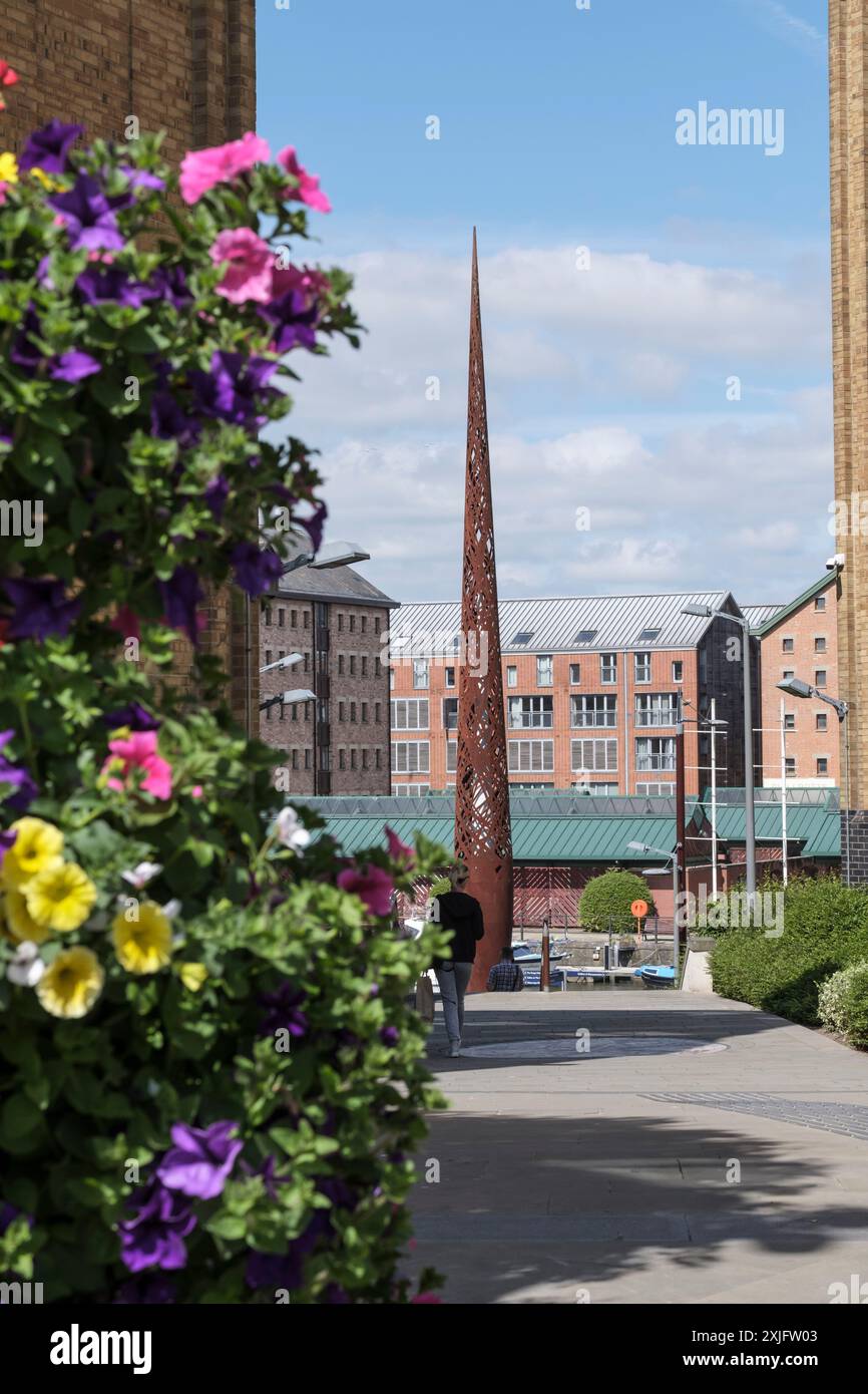 Gloucester docks public art by sculptor wolfgang butress this hi-res ...