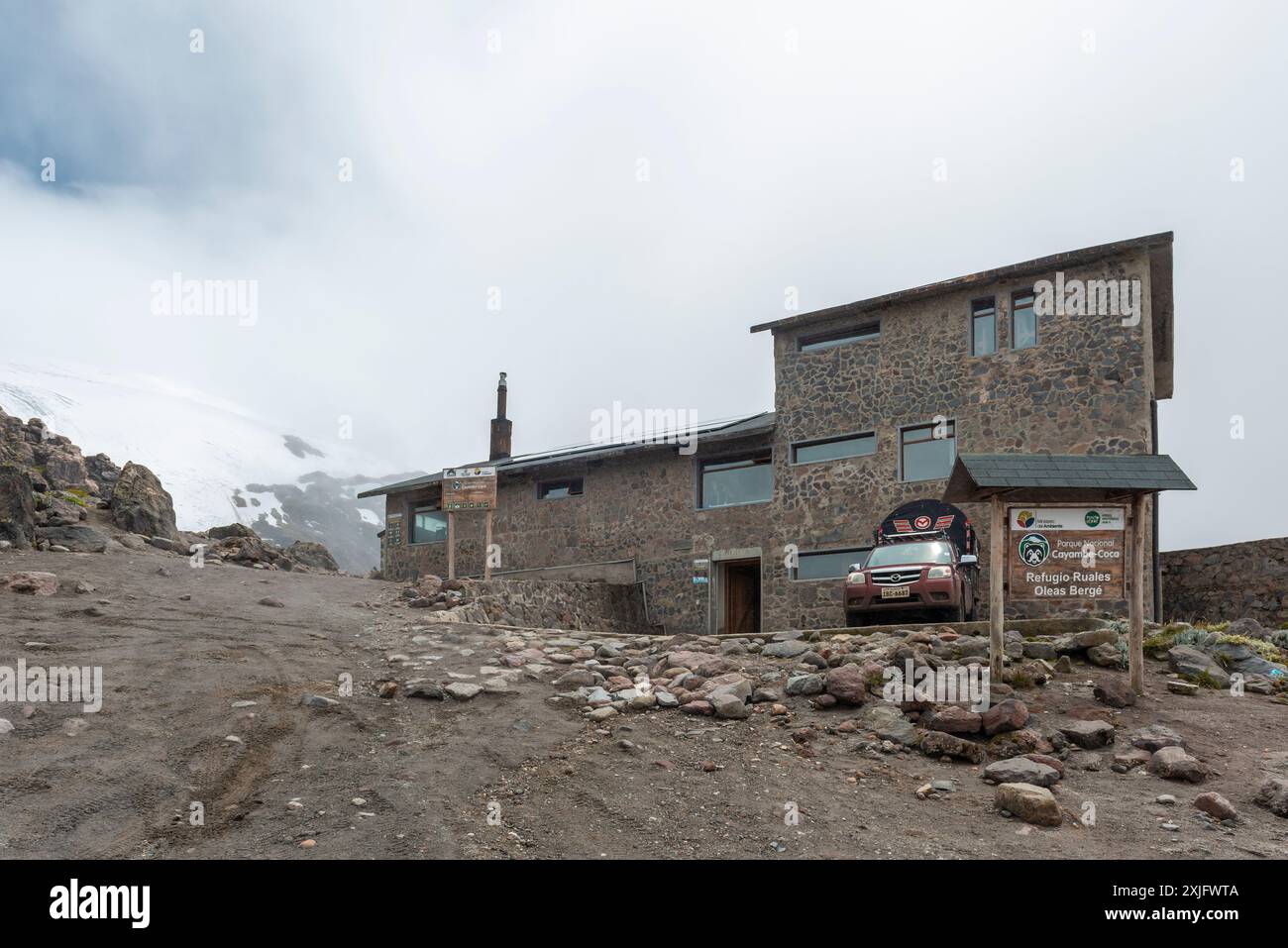 Ruales Oleas Bergé refuge on the route of the Cayambe volcano ascent ...