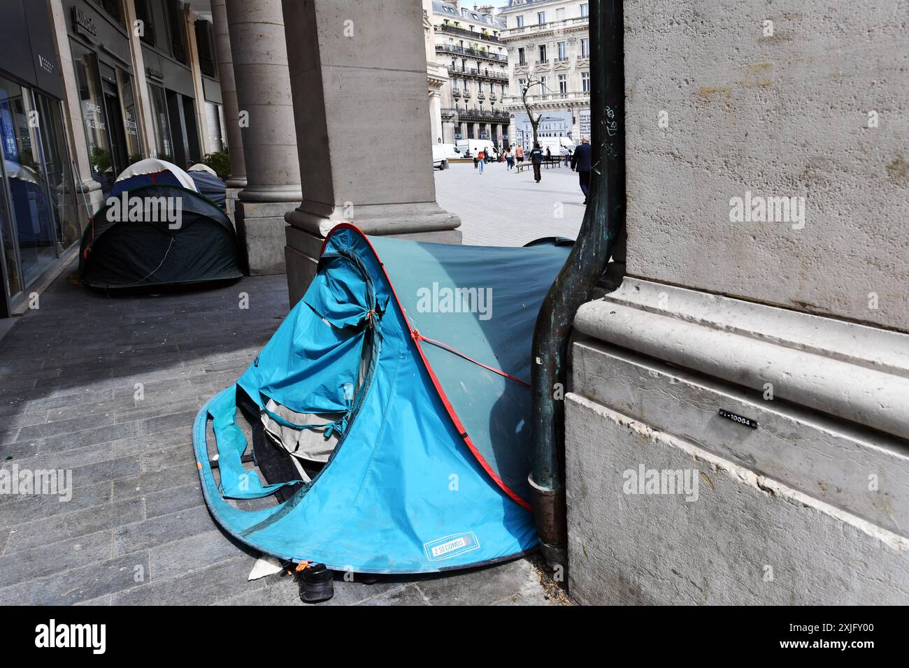 Homeless Camp at les Halles - Paris - France Stock Photo - Alamy