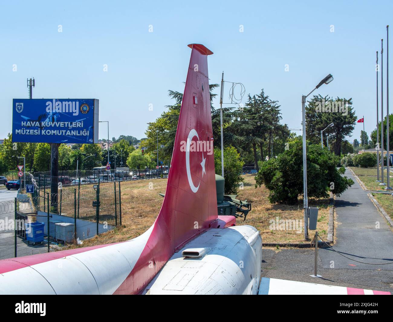 Canadair NF-5 fighter planes Turkish stars jet Stock Photo - Alamy