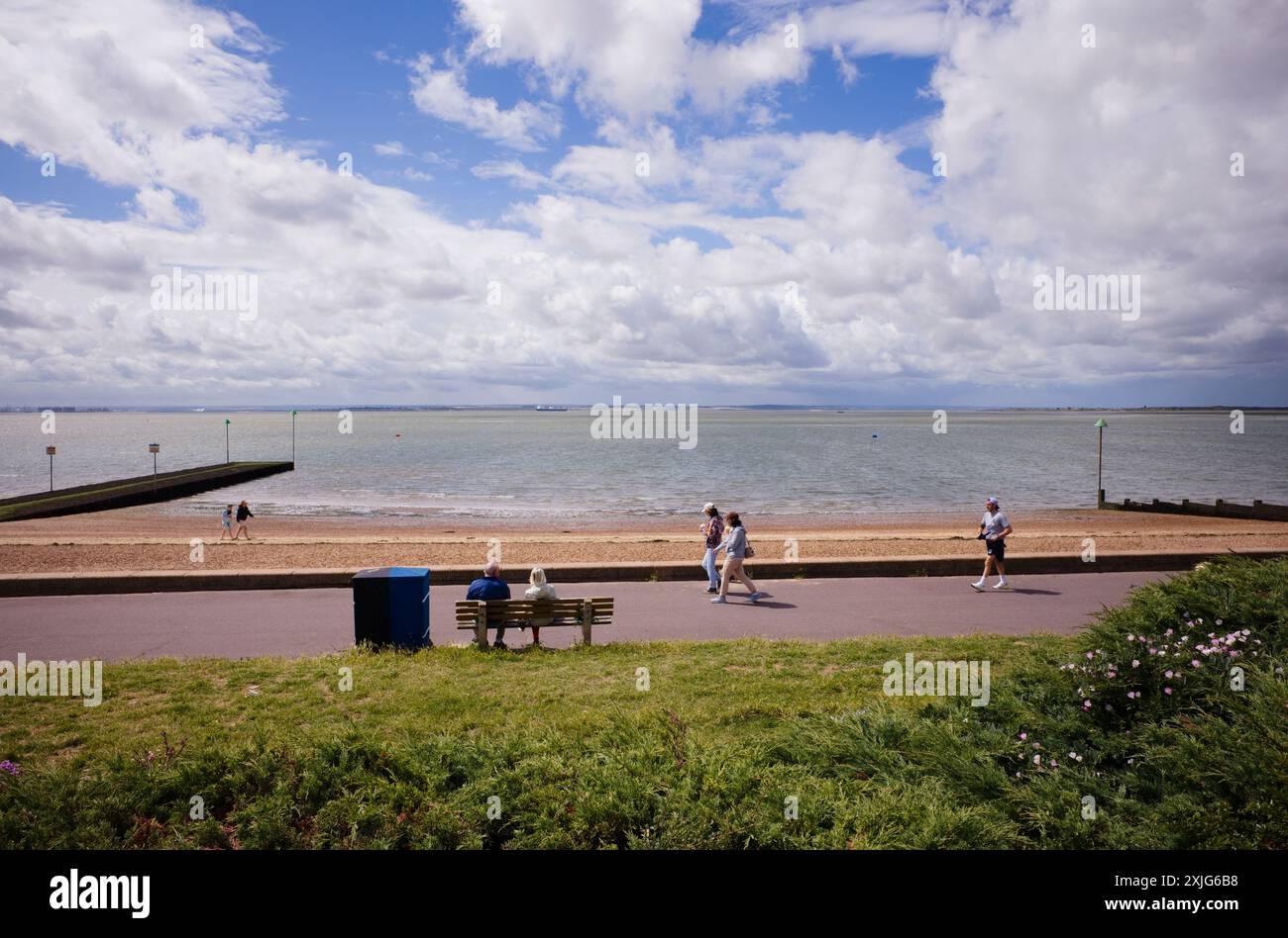 Chalkwell beach hi-res stock photography and images - Alamy