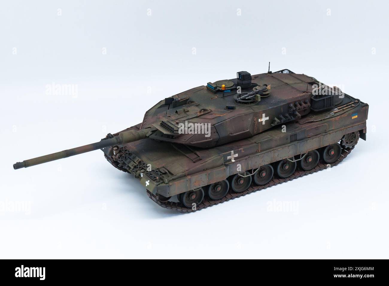 A 1 35 Scale model of the German Leopard 2A6 Ukrainian Edition MBT ...