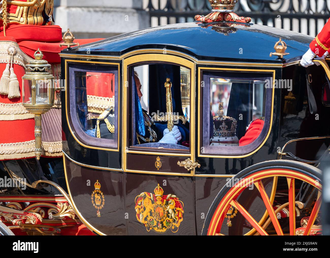 London, UK 17th Jul, 2024 The Imperial State Crown and Sword of State ...