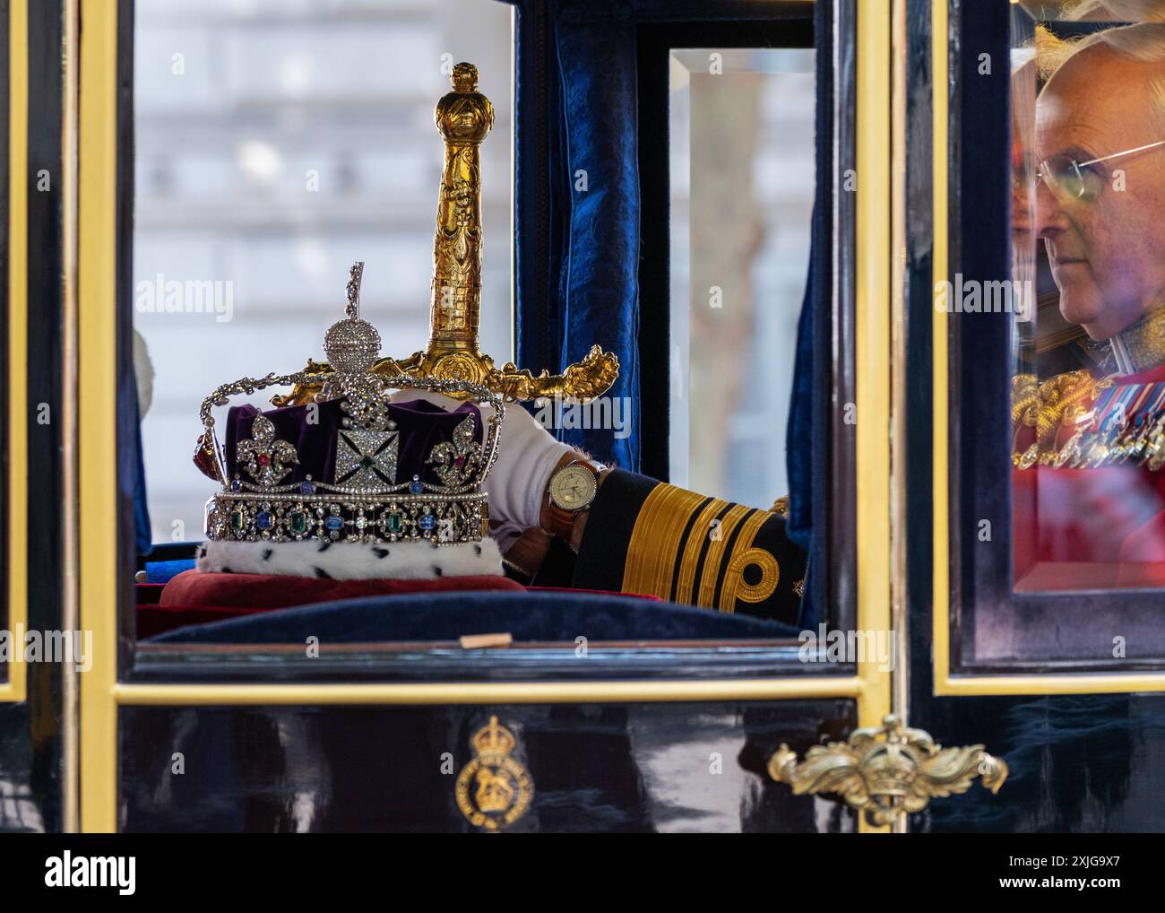 London, UK 17th Jul, 2024 The Imperial State Crown and Sword of State ...