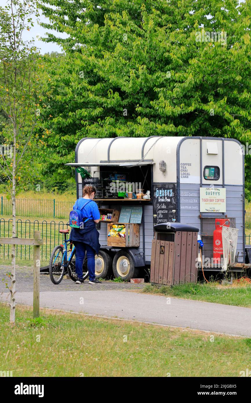 Mobile coffee truck, Cosmeston Lakes and Country Park, Penarth, Cardiff ...